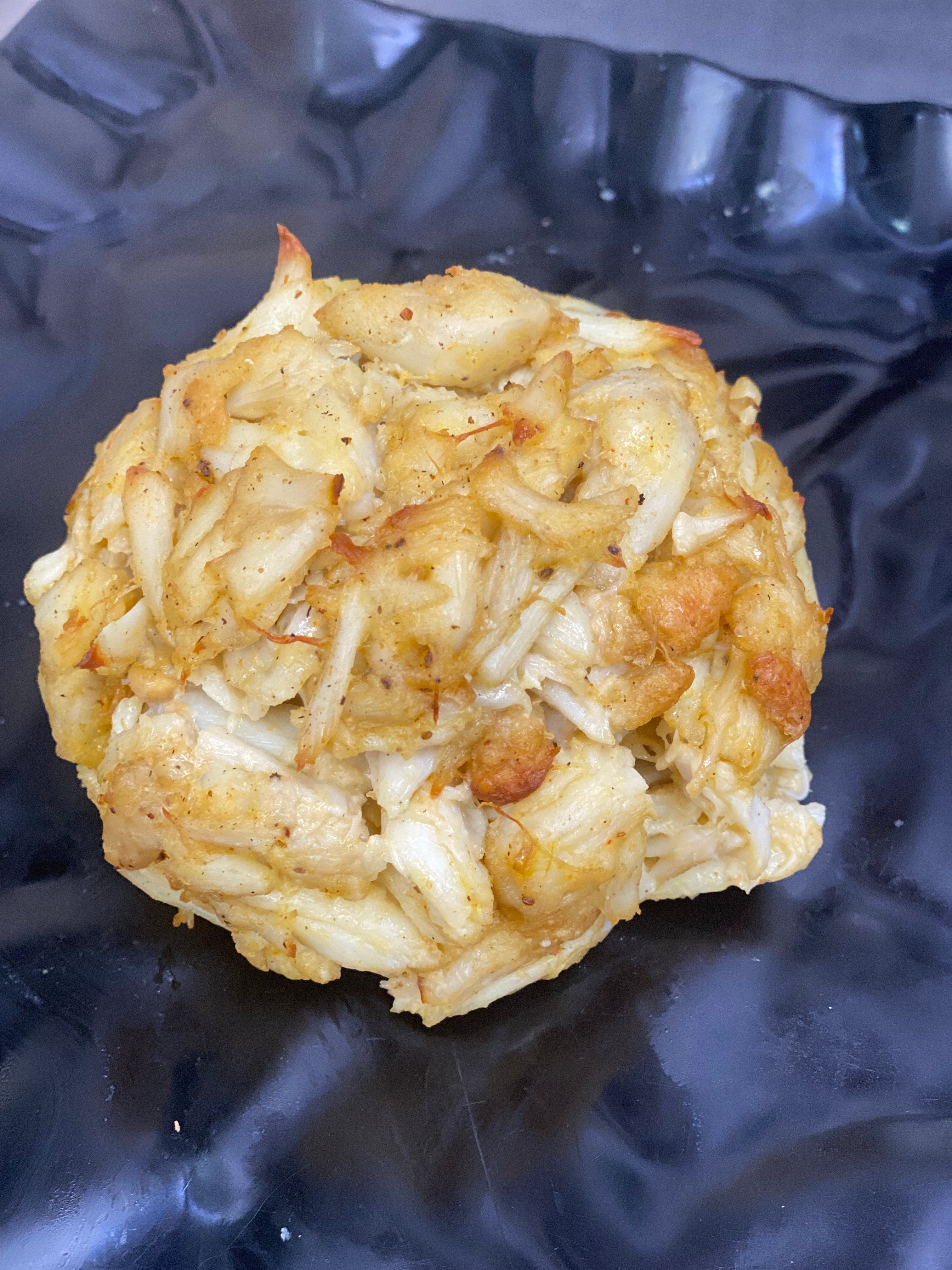Maryland Jumbo Lump Crab Cakes | Geresbeck's Finest Seafood Company